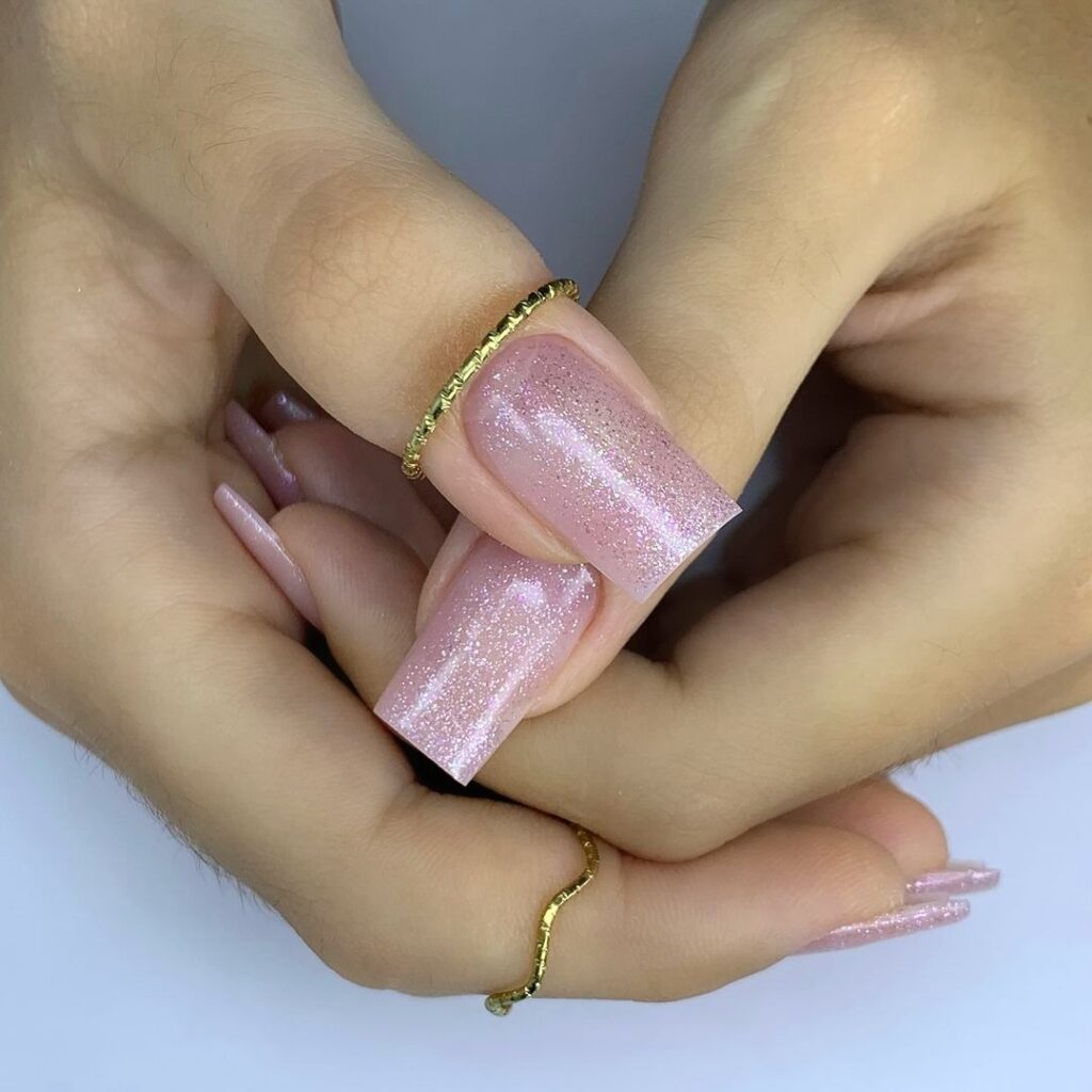 Unha de gel: +100 fotos para inspirar a próxima esmaltação!